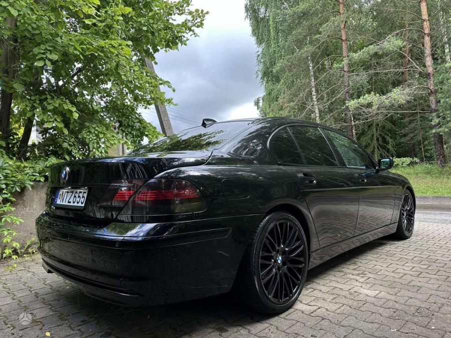 Melns BMW 730 2006 Viļņa, ar dzinēja tilpumu 2.99 L un nobraukumu 410 tūkst. km par 5200 €, foto 8 vietnē AUTOMOTO.COM.LV