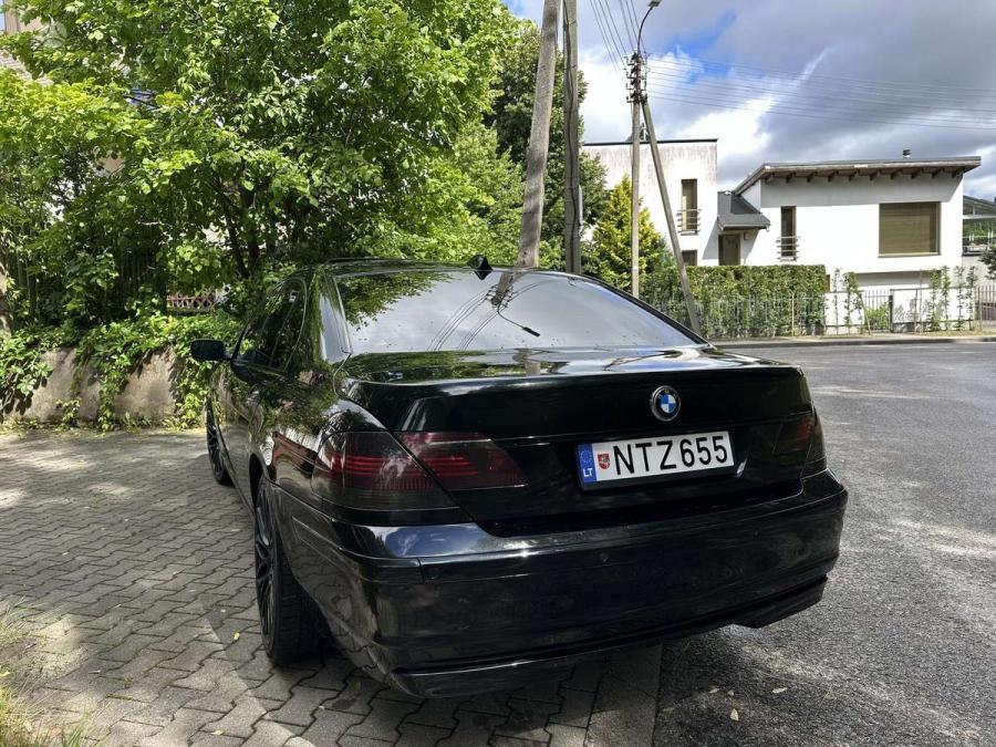 Melns BMW 730 2006 Viļņa, ar dzinēja tilpumu 2.99 L un nobraukumu 410 tūkst. km par 5200 €, foto 11 vietnē AUTOMOTO.COM.LV