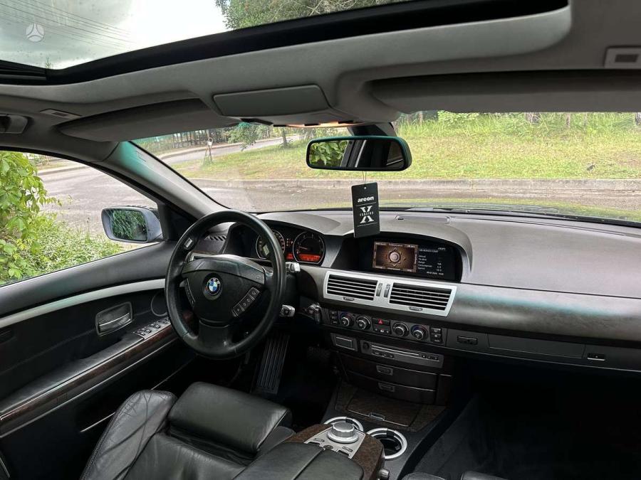 Melns BMW 730 2006 Viļņa, ar dzinēja tilpumu 2.99 L un nobraukumu 410 tūkst. km par 5200 €, foto 28 vietnē AUTOMOTO.COM.LV