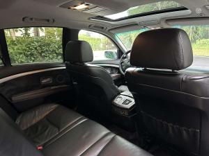 Melns BMW 730 2006 Viļņa, ar dzinēja tilpumu 2.99 L un nobraukumu 410 tūkst. km par 5200 €, foto 31 vietnē AUTOMOTO.COM.LV