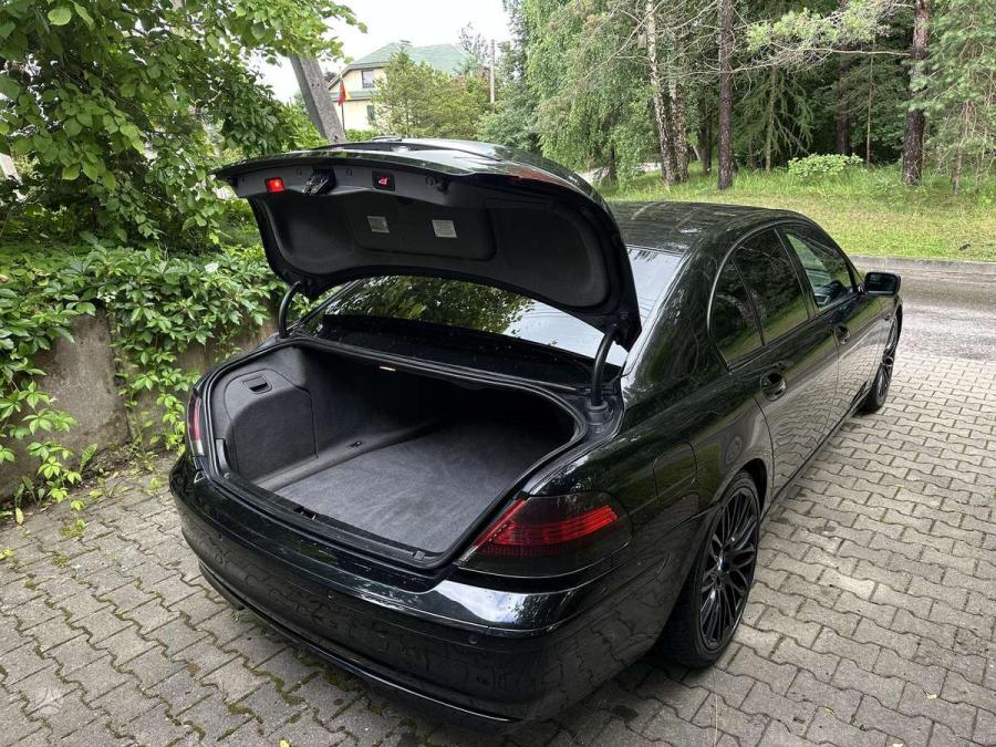 Melns BMW 730 2006 Viļņa, ar dzinēja tilpumu 2.99 L un nobraukumu 410 tūkst. km par 5200 €, foto 33 vietnē AUTOMOTO.COM.LV