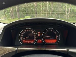 Melns BMW 730 2006 Viļņa, ar dzinēja tilpumu 2.99 L un nobraukumu 410 tūkst. km par 5200 €, foto 44 vietnē AUTOMOTO.COM.LV