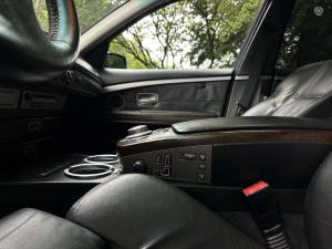 Melns BMW 730 2006 Viļņa, ar dzinēja tilpumu 2.99 L un nobraukumu 410 tūkst. km par 5200 €, foto 45 vietnē AUTOMOTO.COM.LV
