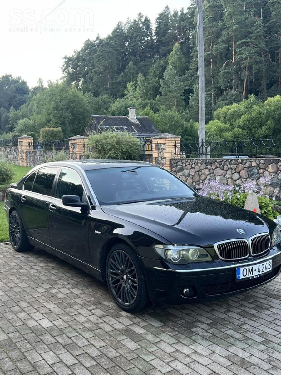 Melns BMW 730 2006 Daugavpils, ar dzinēja tilpumu 3.00 L un nobraukumu 423 tūkst. km par 6000 €, foto 3 vietnē AUTOMOTO.COM.LV