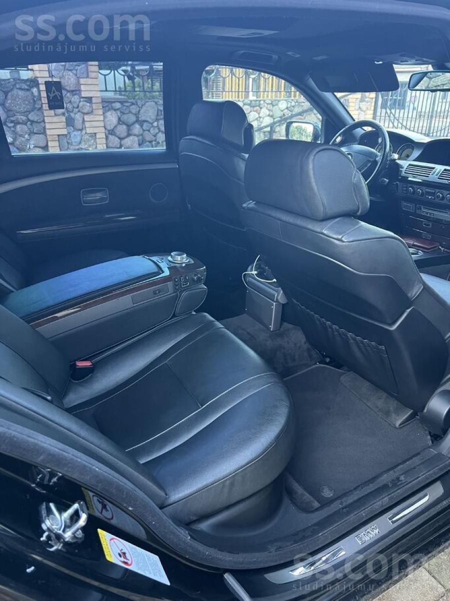 Melns BMW 730 2006 Daugavpils, ar dzinēja tilpumu 3.00 L un nobraukumu 423 tūkst. km par 6000 €, foto 5 vietnē AUTOMOTO.COM.LV