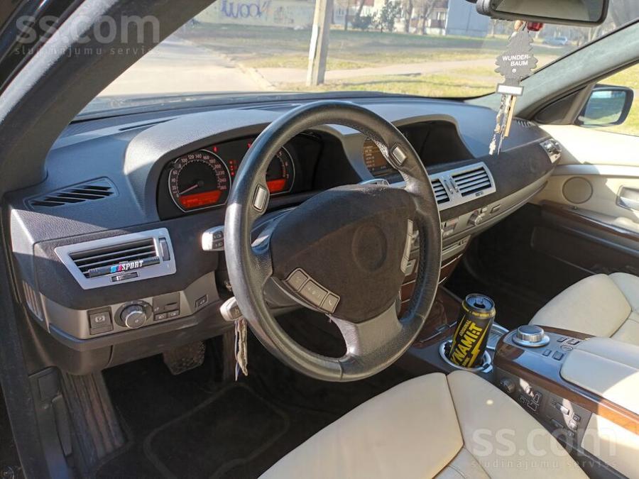 Black BMW 730 2006 in Riga, with an engine capacity of 4.00 L and mileage of 280 thousand km for 3000 €, photo 7 on AUTOMOTO.COM.LV