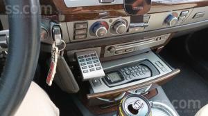 Black BMW 730 2006 in Riga, with an engine capacity of 4.00 L and mileage of 280 thousand km for 3000 €, photo 9 on AUTOMOTO.COM.LV
