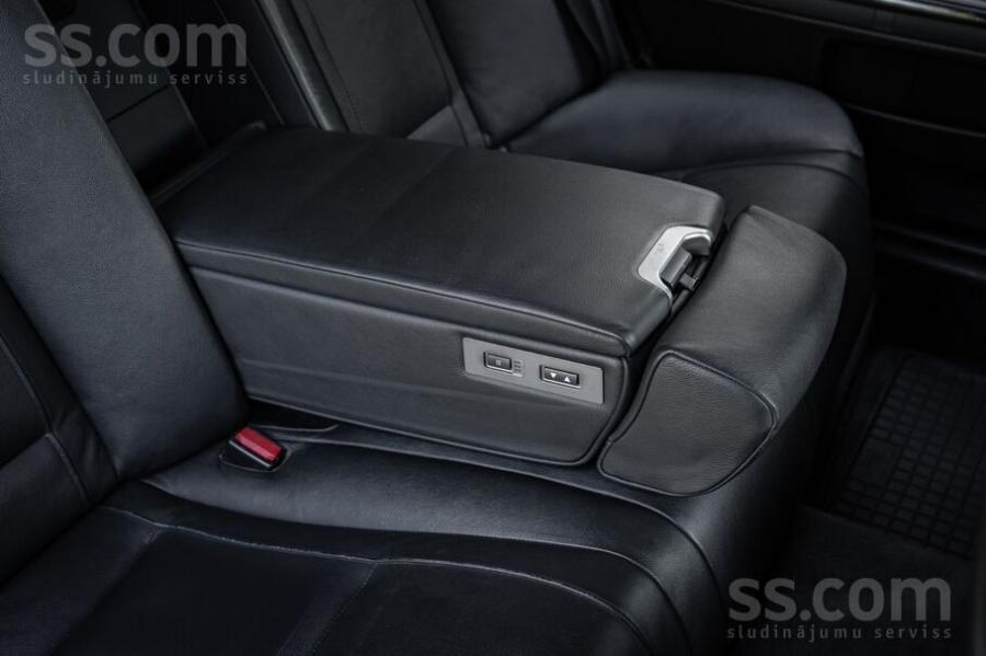 Melns BMW 730 2006 Rīga, ar dzinēja tilpumu 3.00 L un nobraukumu 379 tūkst. km par 5500 €, foto 13 vietnē AUTOMOTO.COM.LV