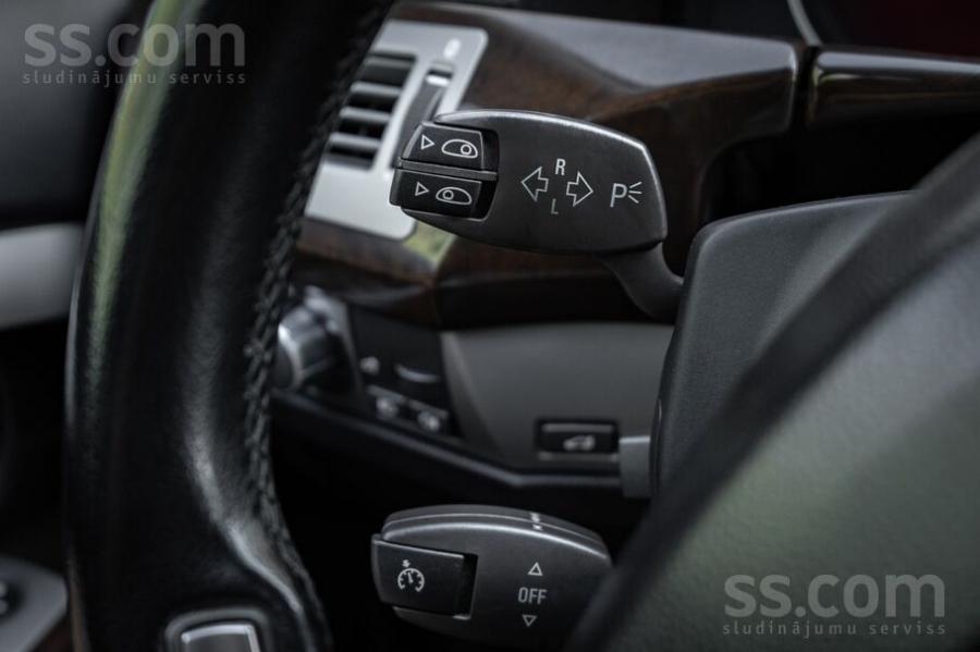 Melns BMW 730 2006 Rīga, ar dzinēja tilpumu 3.00 L un nobraukumu 379 tūkst. km par 5500 €, foto 16 vietnē AUTOMOTO.COM.LV