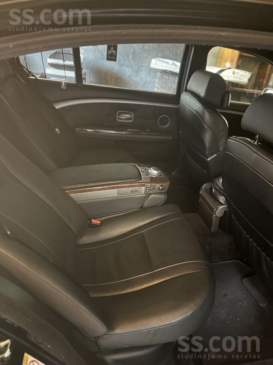 Melns BMW 730 2006 Daugavpils, ar dzinēja tilpumu 3.00 L un nobraukumu 420 tūkst. km par 5600 €, foto 5 vietnē AUTOMOTO.COM.LV