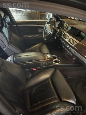 Melns BMW 730 2006 Daugavpils, ar dzinēja tilpumu 3.00 L un nobraukumu 420 tūkst. km par 5600 €, foto 6 vietnē AUTOMOTO.COM.LV