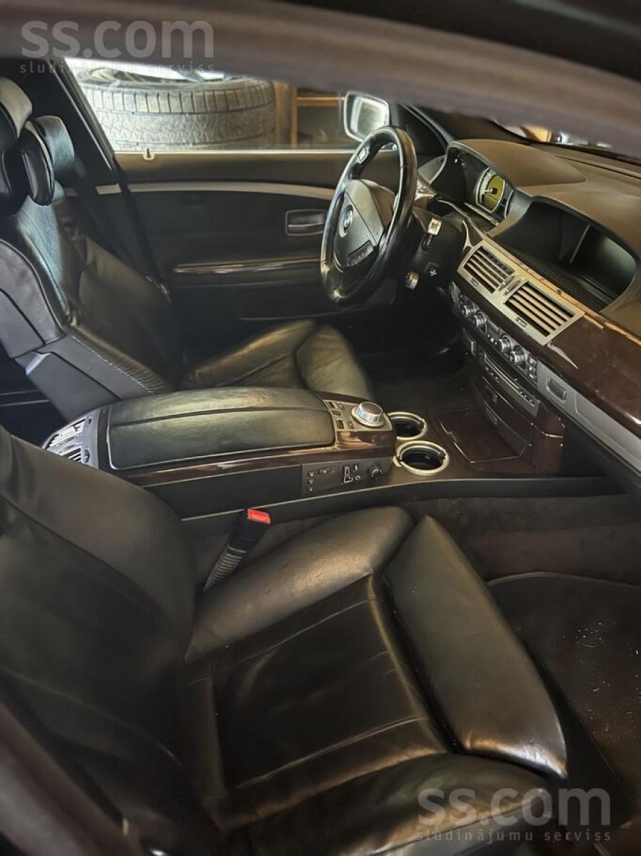 Melns BMW 730 2006 Daugavpils, ar dzinēja tilpumu 3.00 L un nobraukumu 420 tūkst. km par 5600 €, foto 6 vietnē AUTOMOTO.COM.LV