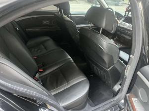 Melns BMW 730 2006 Klaipėda, ar dzinēja tilpumu 2.99 L un nobraukumu 310 tūkst. km par 4499 €, foto 5 vietnē AUTOMOTO.COM.LV
