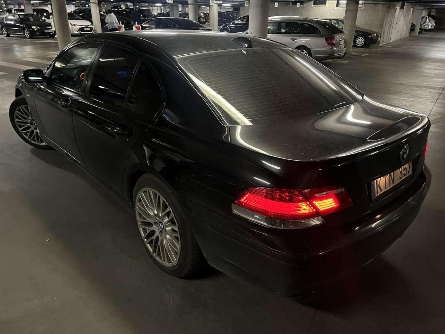 Melns BMW 730 2006 Klaipėda, ar dzinēja tilpumu 2.99 L un nobraukumu 310 tūkst. km par 4499 €, foto 10 vietnē AUTOMOTO.COM.LV