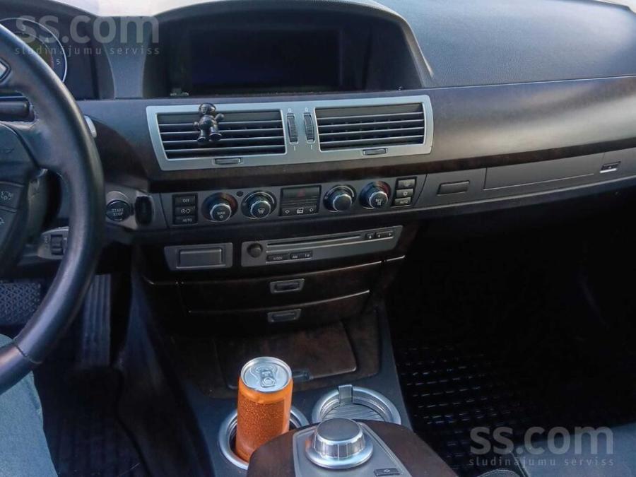 Melns BMW 730 2006 Rīga, ar dzinēja tilpumu 3.00 L un nobraukumu 324 tūkst. km par 2350 €, foto 8 vietnē AUTOMOTO.COM.LV