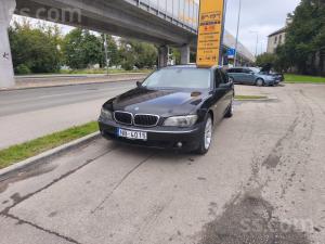 Black BMW 730 2006 in Riga, with an engine capacity of 3.00 L and mileage of 447 thousand km for 3450 €, photo 4 on AUTOMOTO.COM.LV