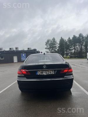Melns BMW 730 2006 Daugavpils, ar dzinēja tilpumu 3.00 L un nobraukumu 430 tūkst. km par 5250 €, foto 5 vietnē AUTOMOTO.COM.LV