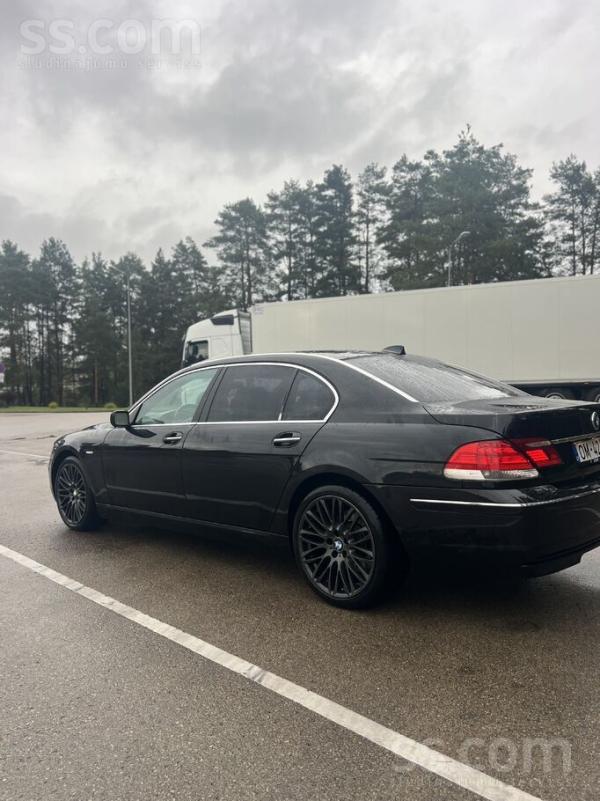 Black BMW 730 2006 in Daugavpils, with an engine capacity of 3.00 L and mileage of 430 thousand km for 5250 €, photo 6 on AUTOMOTO.COM.LV