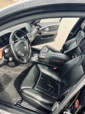 Melns BMW 730 2006 Daugavpils, ar dzinēja tilpumu 3.00 L un nobraukumu 430 tūkst. km par 5250 €, foto 14 vietnē AUTOMOTO.COM.LV