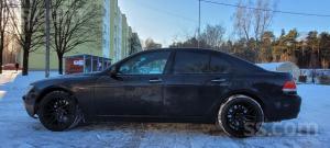 Black BMW 730 2007 in Riga, with an engine capacity of 3.00 L and mileage of 316 thousand km for 4200 €, photo 5 on AUTOMOTO.COM.LV