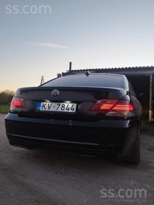 Black BMW 730 2007 in Liepaja, with an engine capacity of 3.00 L and mileage of 389 thousand km for 3955 €, photo  on AUTOMOTO.COM.LV
