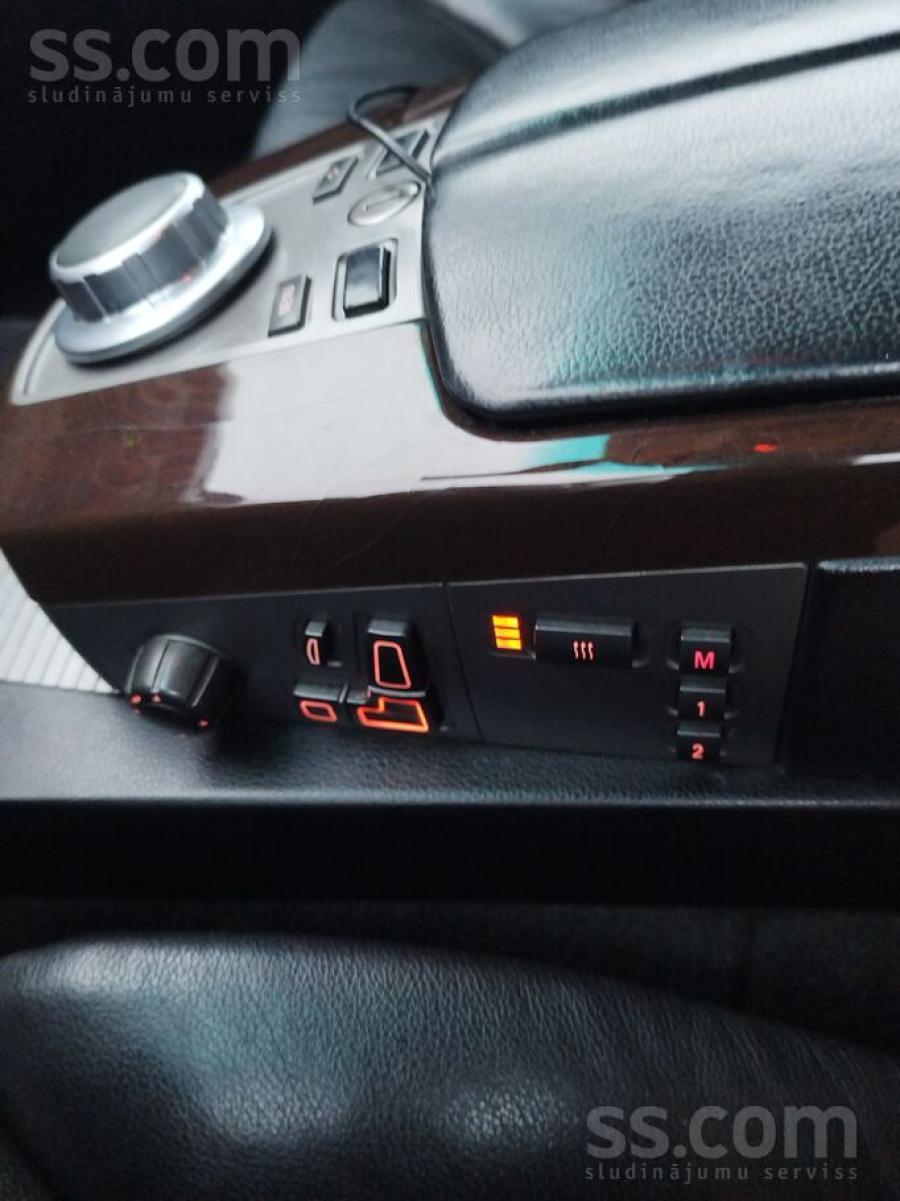 Melns BMW 730 2007 Liepāja, ar dzinēja tilpumu 3.00 L un nobraukumu 389 tūkst. km par 3955 €, foto 4 vietnē AUTOMOTO.COM.LV