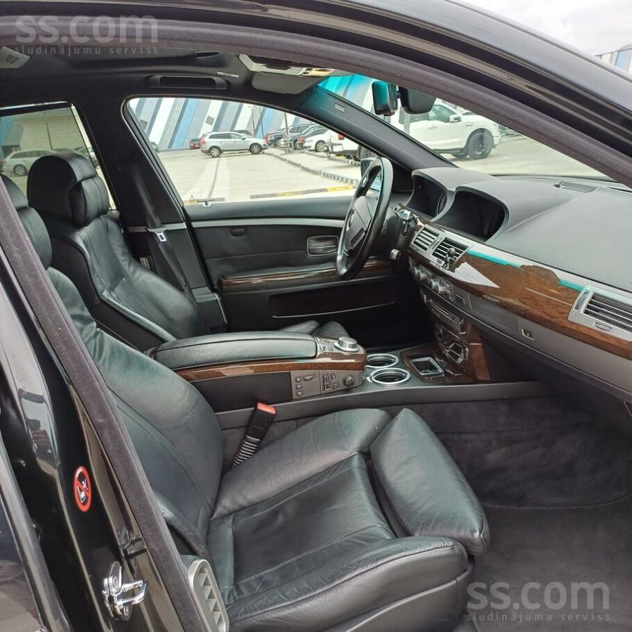 Melns BMW 730 2007 Rīga, ar dzinēja tilpumu 3.00 L un nobraukumu 317 tūkst. km par 6990 €, foto 7 vietnē AUTOMOTO.COM.LV
