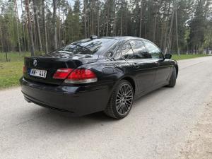Black BMW 730 2007 in Rezekne, with an engine capacity of 3.00 L and mileage of 263 thousand km for 4500 €, photo 4 on AUTOMOTO.COM.LV