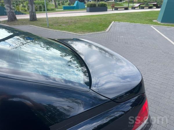 Black BMW 730 2007 in Jurmala, with an engine capacity of 3.00 L and mileage of 502 thousand km for 2495 €, photo 9 on AUTOMOTO.COM.LV