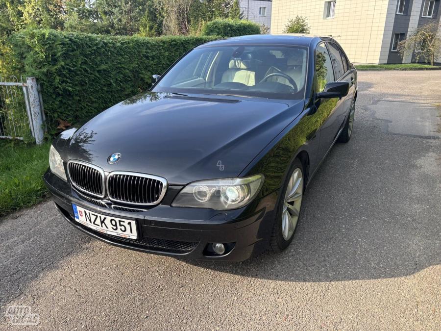 Black BMW 730 2007 in Alytus, with an engine capacity of 3.00 L and mileage of 317 thousand km for 5200 €, photo 1 on AUTOMOTO.COM.LV
