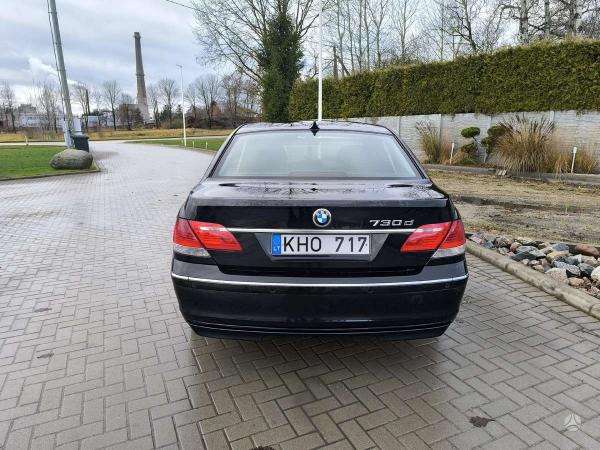 Black BMW 730 2008 in Taurage, with an engine capacity of 2.99 L and mileage of 336 thousand km for 4200 €, photo 5 on AUTOMOTO.COM.LV
