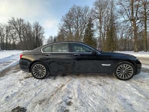 Melns BMW 730 2008 Šakiai, ar dzinēja tilpumu 3.00 L un nobraukumu 294 tūkst. km par 8500 €, foto 2 vietnē AUTOMOTO.COM.LV