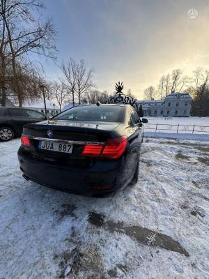 Melns BMW 730 2008 Šakiai, ar dzinēja tilpumu 3.00 L un nobraukumu 294 tūkst. km par 8500 €, foto 3 vietnē AUTOMOTO.COM.LV