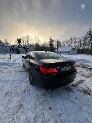 Melns BMW 730 2008 Šakiai, ar dzinēja tilpumu 3.00 L un nobraukumu 294 tūkst. km par 8500 €, foto 4 vietnē AUTOMOTO.COM.LV