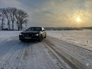 Melns BMW 730 2008 Šakiai, ar dzinēja tilpumu 3.00 L un nobraukumu 294 tūkst. km par 8500 €, foto 27 vietnē AUTOMOTO.COM.LV