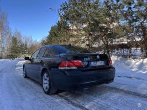 Black BMW 730 2008 in Vilnius, with an engine capacity of 2.99 L and mileage of 355 thousand km for 4900 €, photo 4 on AUTOMOTO.COM.LV