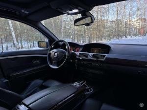 Black BMW 730 2008 in Vilnius, with an engine capacity of 2.99 L and mileage of 355 thousand km for 4900 €, photo 20 on AUTOMOTO.COM.LV