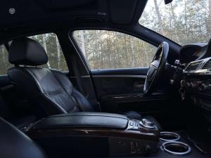 Black BMW 730 2008 in Vilnius, with an engine capacity of 2.99 L and mileage of 355 thousand km for 4900 €, photo 21 on AUTOMOTO.COM.LV