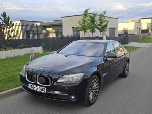 Black BMW 730 2008 in Vilnius, with an engine capacity of 3.00 L and mileage of 400 thousand km for 8300 €, photo 3 on AUTOMOTO.COM.LV
