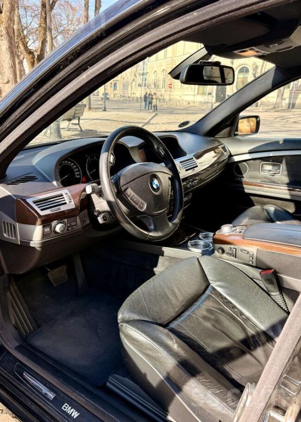 Melns BMW 730 2008 Rīga, ar dzinēja tilpumu 3.00 L un nobraukumu 317 tūkst. km par 6900 €, foto 9 vietnē AUTOMOTO.COM.LV
