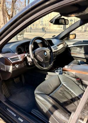 Melns BMW 730 2008 Rīga, ar dzinēja tilpumu 3.00 L un nobraukumu 317 tūkst. km par 6900 €, foto 10 vietnē AUTOMOTO.COM.LV