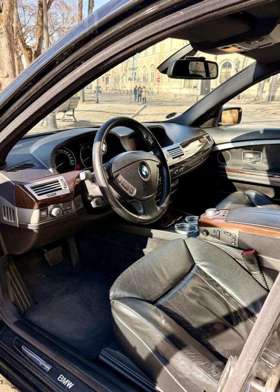 Melns BMW 730 2008 Rīga, ar dzinēja tilpumu 3.00 L un nobraukumu 317 tūkst. km par 6900 €, foto 10 vietnē AUTOMOTO.COM.LV