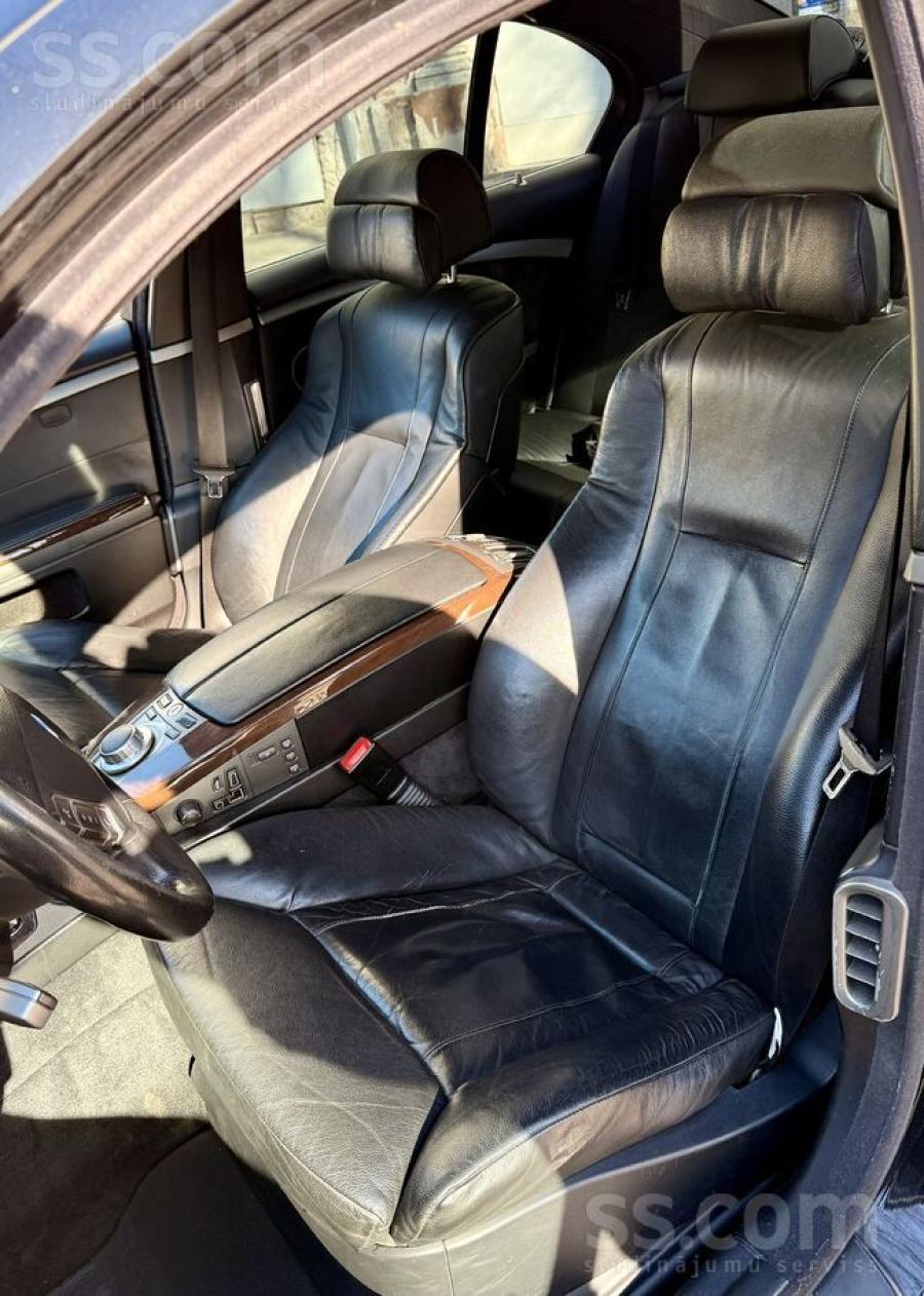 Melns BMW 730 2008 Rīga, ar dzinēja tilpumu 3.00 L un nobraukumu 317 tūkst. km par 6900 €, foto 12 vietnē AUTOMOTO.COM.LV