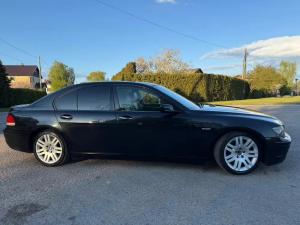 Black BMW 730 2008 in Riga, with an engine capacity of 3.00 L and mileage of 377 thousand km for 6000 €, photo 4 on AUTOMOTO.COM.LV