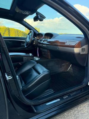 Black BMW 730 2008 in Riga, with an engine capacity of 3.00 L and mileage of 377 thousand km for 6000 €, photo 10 on AUTOMOTO.COM.LV