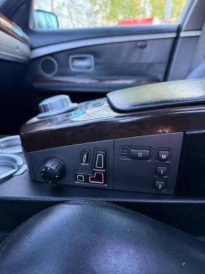 Black BMW 730 2008 in Riga, with an engine capacity of 3.00 L and mileage of 377 thousand km for 6000 €, photo 14 on AUTOMOTO.COM.LV