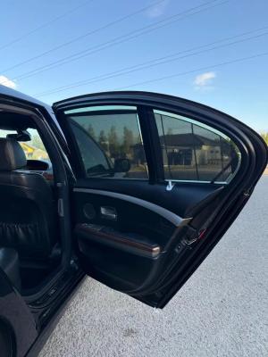 Black BMW 730 2008 in Riga, with an engine capacity of 3.00 L and mileage of 377 thousand km for 6000 €, photo 21 on AUTOMOTO.COM.LV