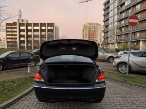 Black BMW 730 2008 in Riga, with an engine capacity of 3.00 L and mileage of 324 thousand km for 4490 €, photo 9 on AUTOMOTO.COM.LV
