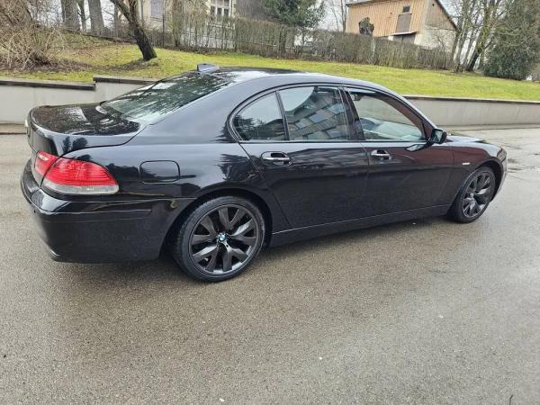 Black BMW 730 2008 in Jekabpils, with an engine capacity of 3.00 L and mileage of 339 thousand km for 5490 €, photo 6 on AUTOMOTO.COM.LV