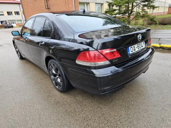Black BMW 730 2008 in Jekabpils, with an engine capacity of 3.00 L and mileage of 339 thousand km for 5490 €, photo 9 on AUTOMOTO.COM.LV